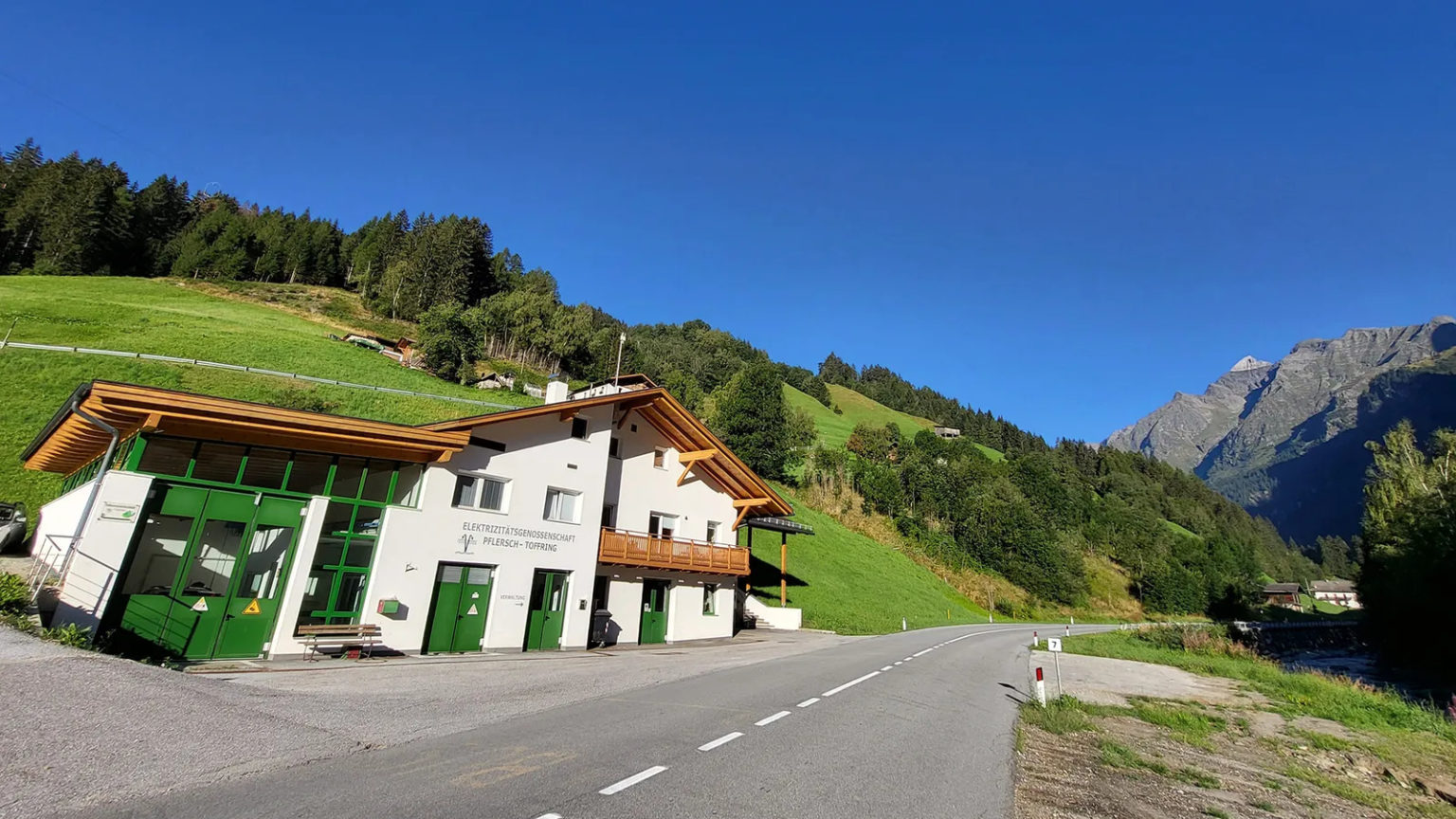 The Alpine villages producing their own power - CSENS